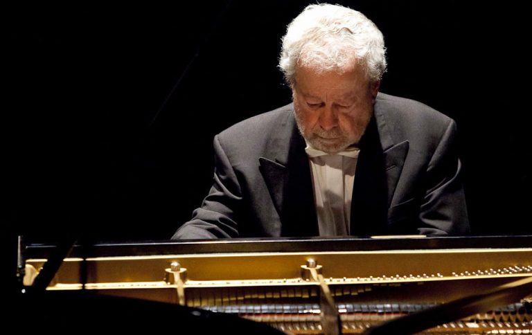 Nelson Freire toca Brahms - Clássicos dos Clássicos